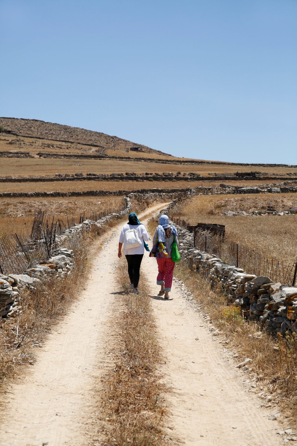 A day in Rineia, Mykonos' hidden paradise | travel.gr