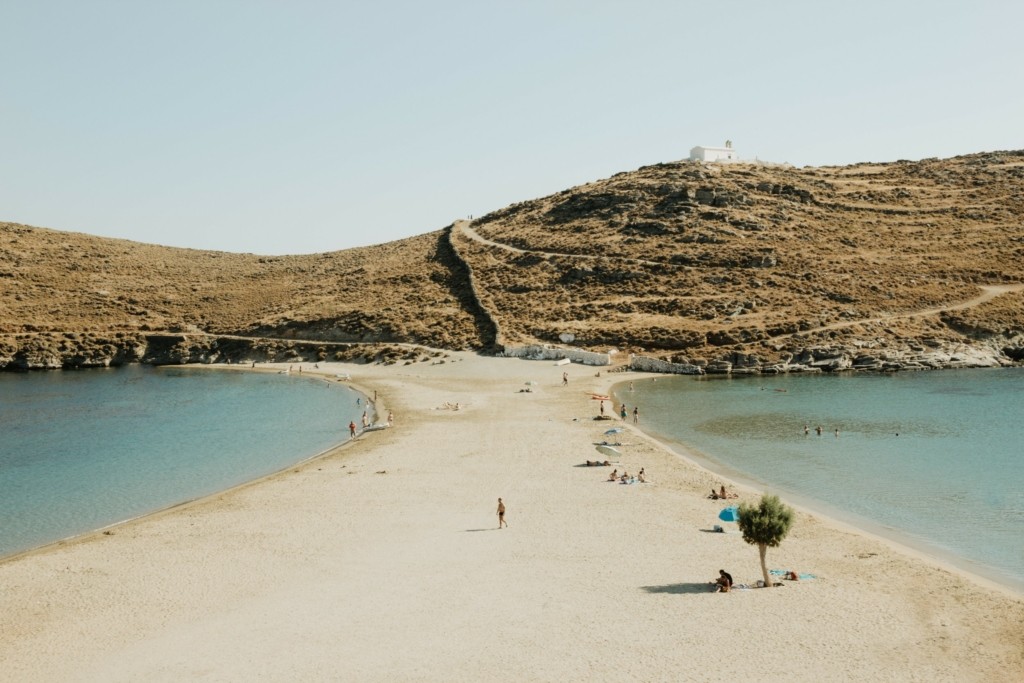 Κύθνος: Κάθε στροφή και παραλία| travel.gr