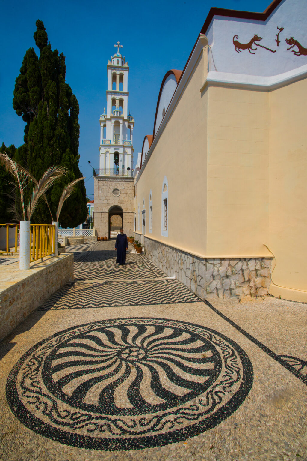 Chalki: 12 hours on the emerald jewel of the Dodecanese | travel.gr