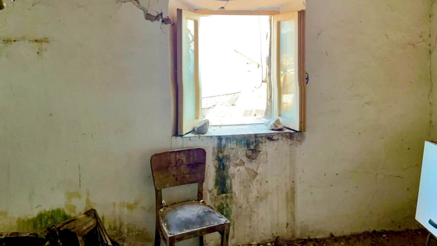 ΙΤΑΛΙΑ – ΣΕ ΑΥΤΟ ΤΟ ΠΑΝΕΜΟΡΦΟ ΧΩΡΙΟ ΤΑ ΣΠΙΤΙ ΠΩΛΟΥΝΤΑΙ ΓΙΑ 1 ΕΥΡΩ ...