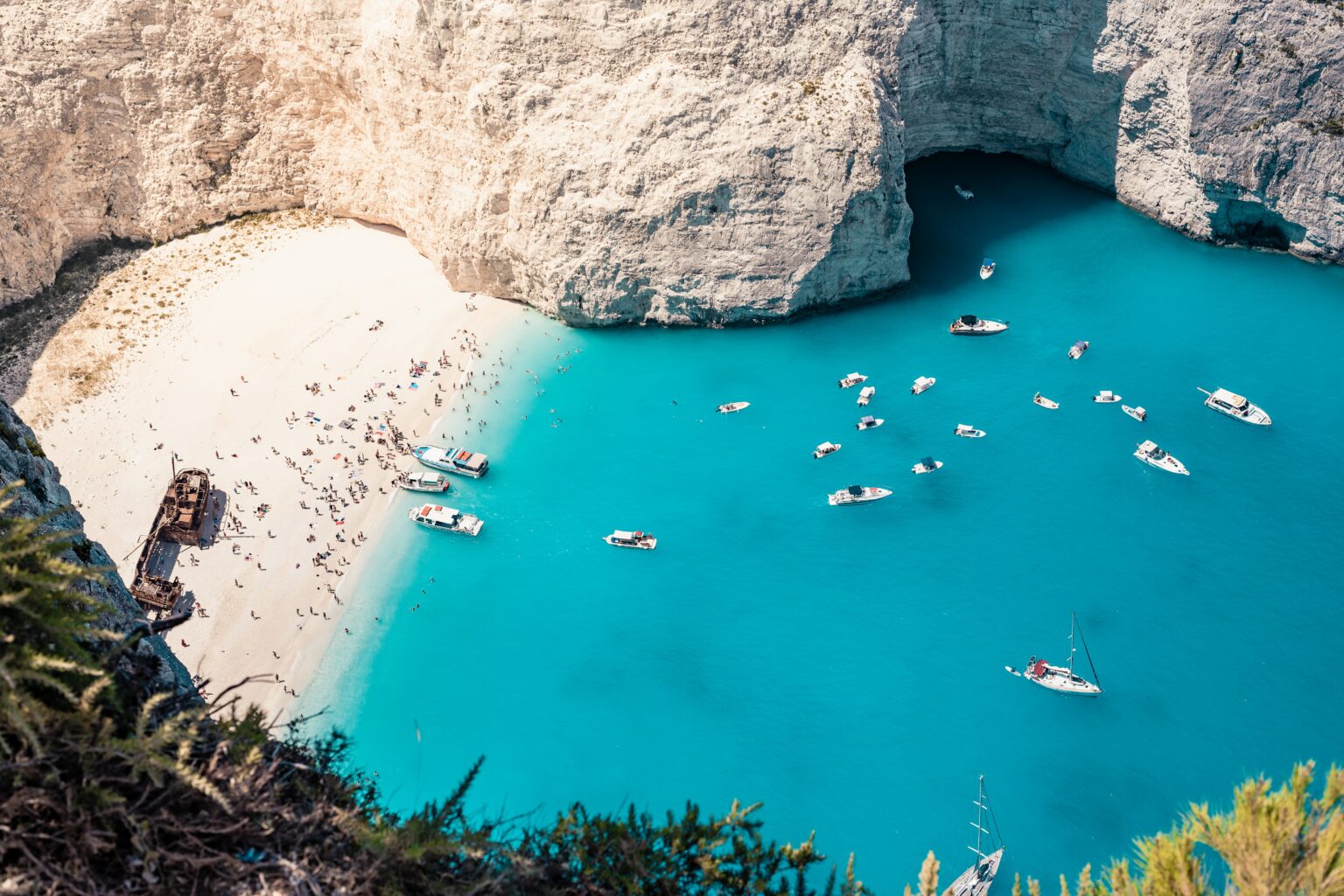 Holidays in Zakynthos - 5 places on the island not to miss | travel.gr