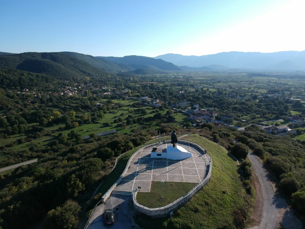 Στο ιστορικό Καλπάκι, ακολουθώντας τα χνάρια του ‘40| travel.gr