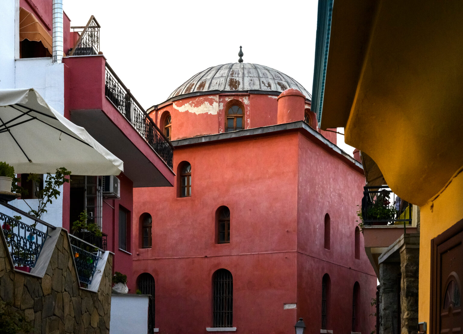 The Old Town of Kavala, Greece -Colours, stone and history | travel.gr