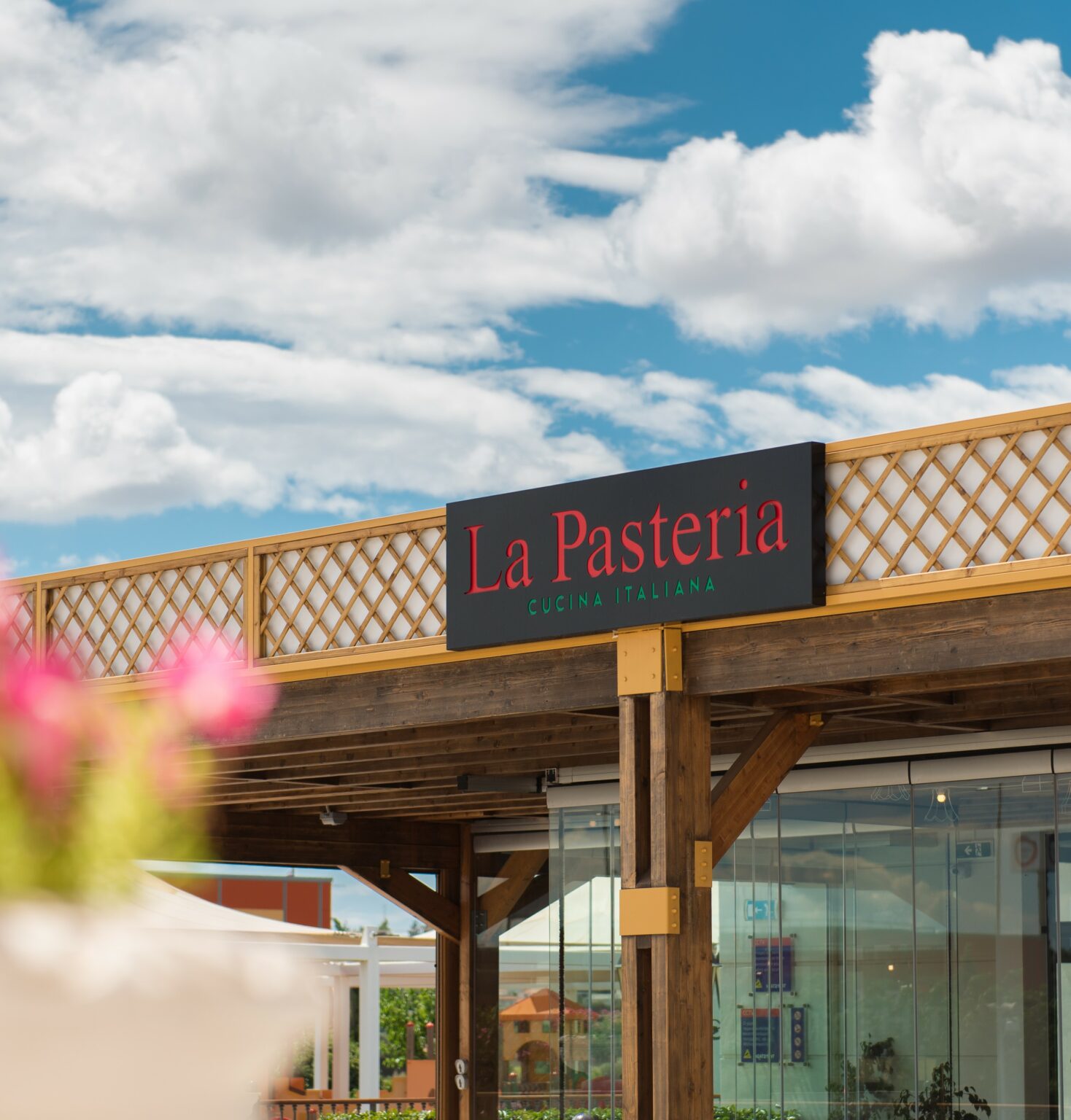 Peristeri: Heart of west Athens in 7 steps | travel.gr