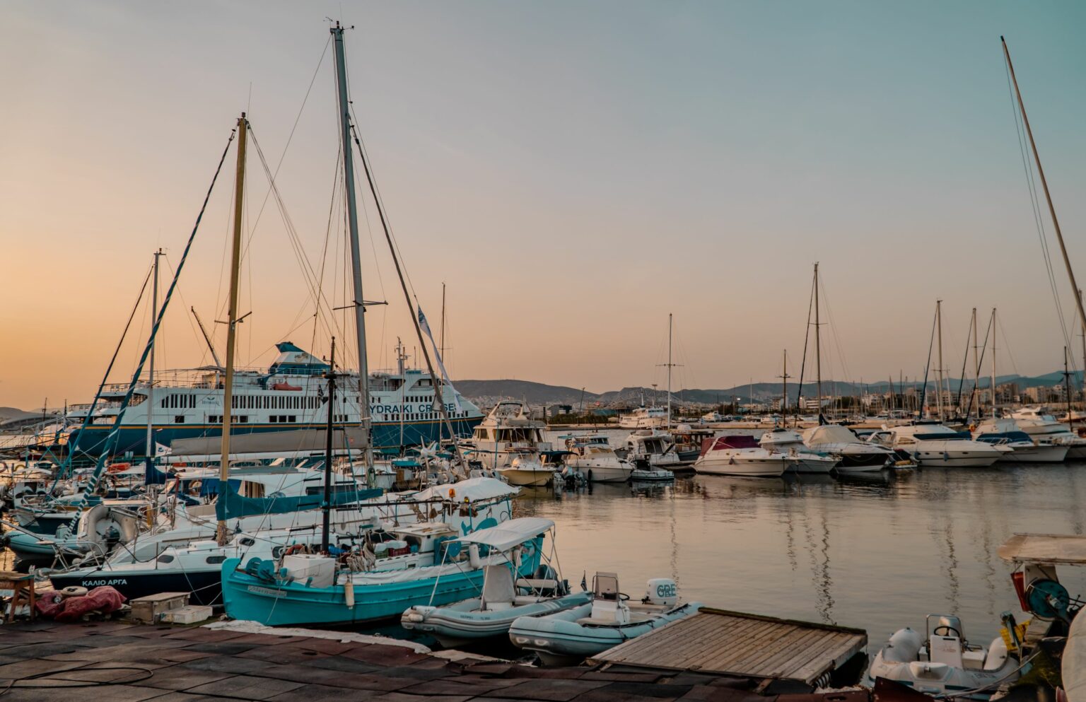 Faliro in 7 steps; a district for all seasons | travel.gr