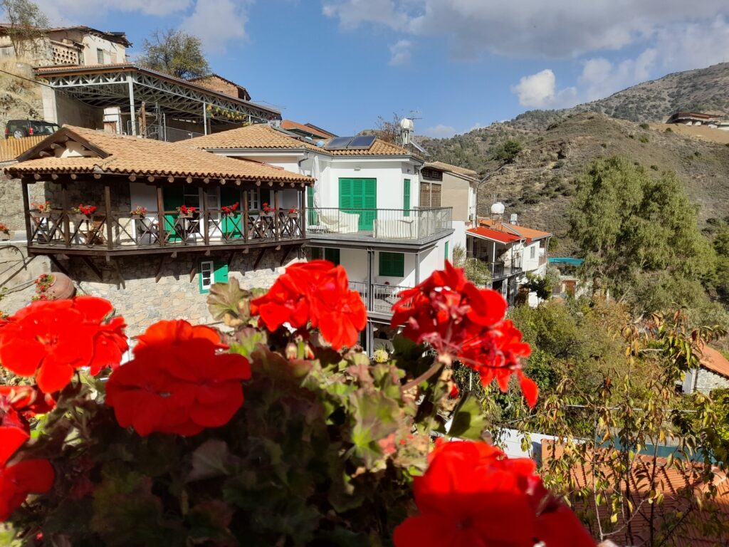 Καλοπαναγιώτης: Η Αράχωβα της Κύπρου| travel.gr