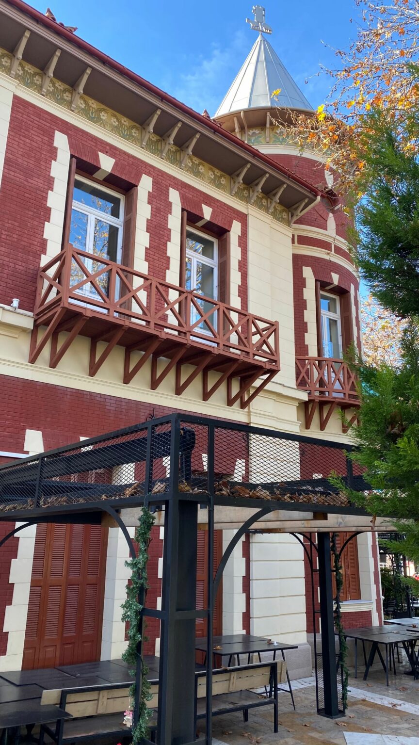 Κηφισιά: H διαχρονική και κομψή συνοικία της Αθήνας σε 9 βήματα| travel.gr