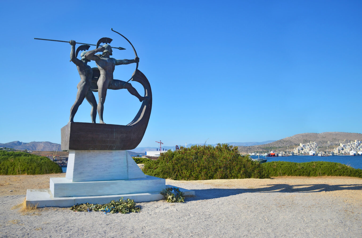 6 στάσεις που πρέπει να κάνετε στη Σαλαμίνα| travel.gr