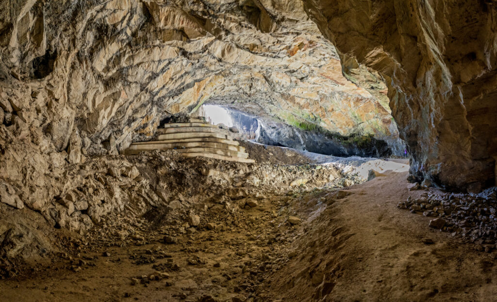Exploring Athens' Mount Penteli | travel.gr