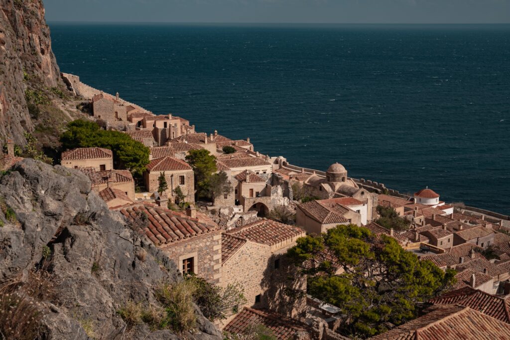 | travel.gr Μονεμβασιά: Πού θα μείνετε, τι θα φάτε πού θα πάτε