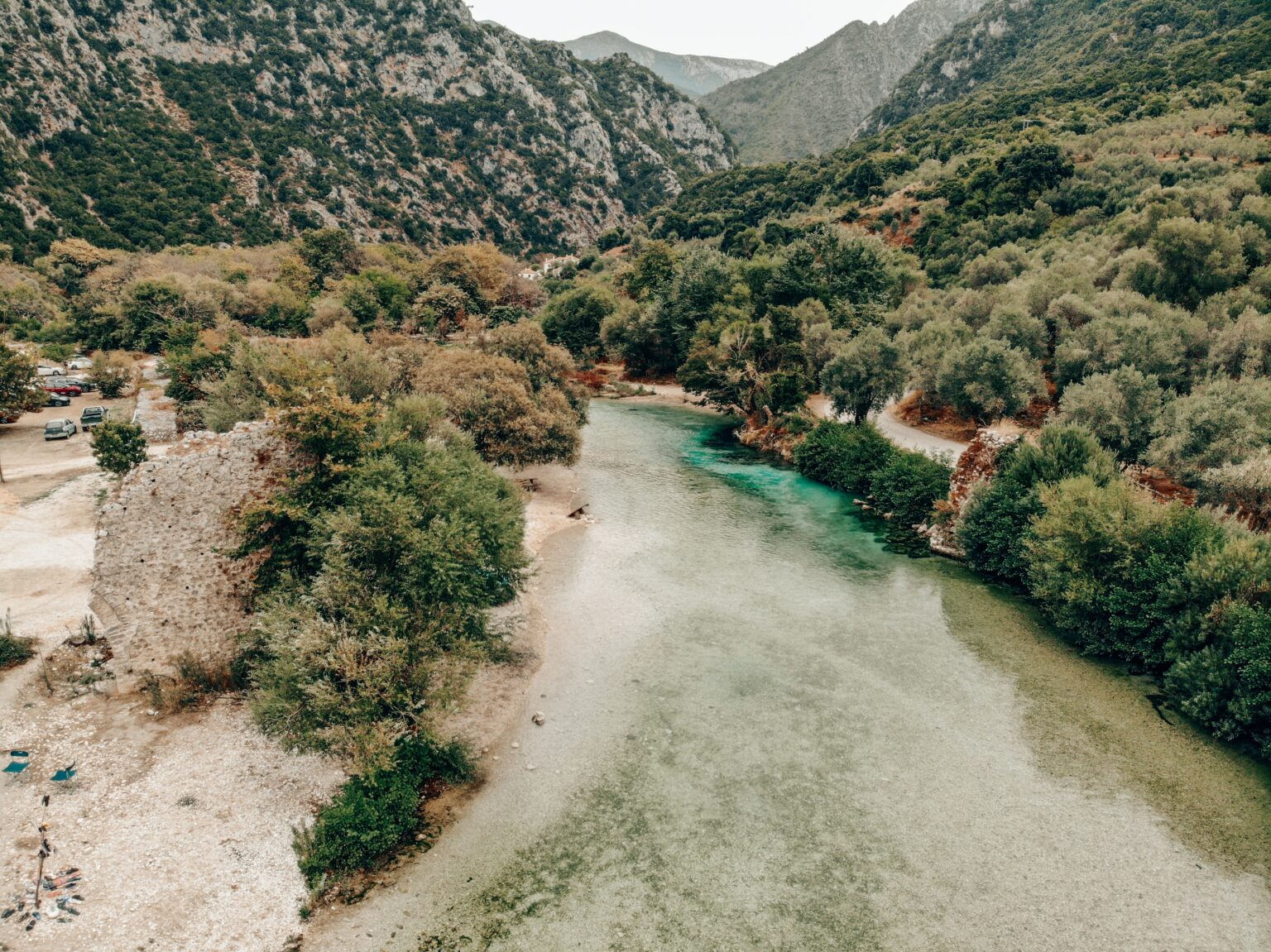 Αχέροντας: Βαρκάδα μυθικό «ποταμό της βαθιάς θλίψης» | travel.gr