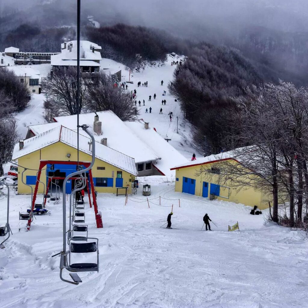 Seventeen of the most exciting ski centres in Greece | travel.gr