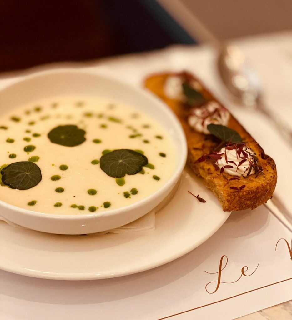 Τα μαγαζιά της οδού Καψάλη Κολωνάκι | travel.gr