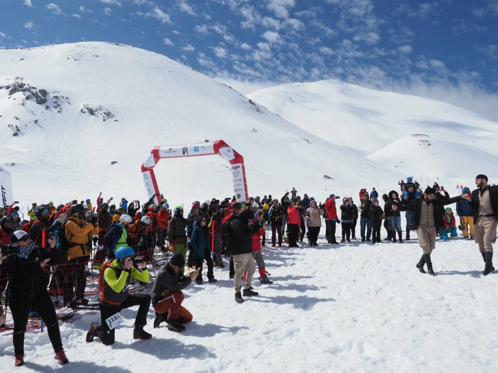 | travel.gr Spring skiing in the mountains of Crete