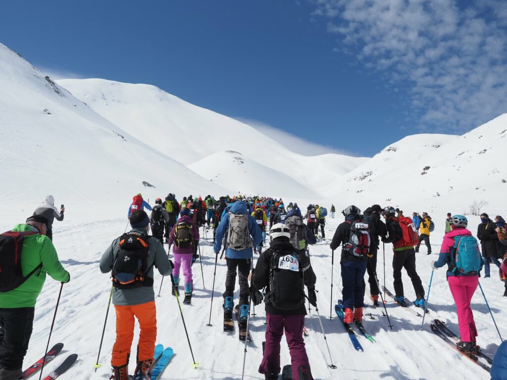 | travel.gr Spring skiing in the mountains of Crete