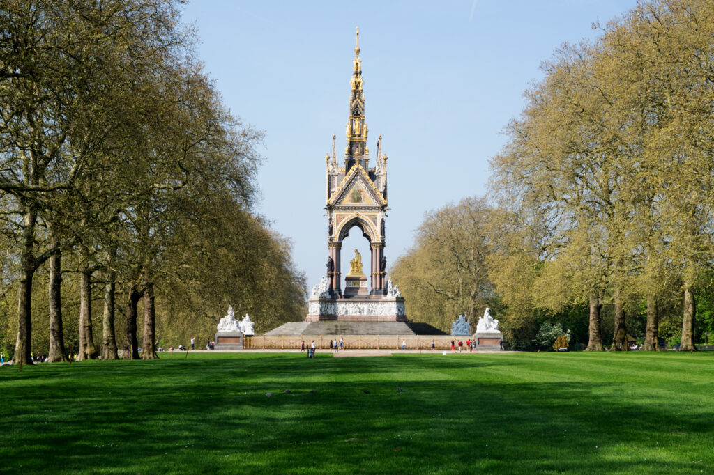 Hyde Park: Μια πράσινη όαση αναψυχής στο Λονδίνο -Ιδανικό σημείο για ...