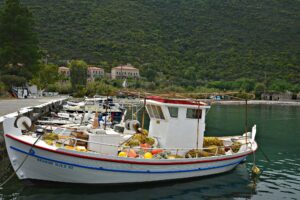 5 idyllic fishing villages in Greece | travel.gr