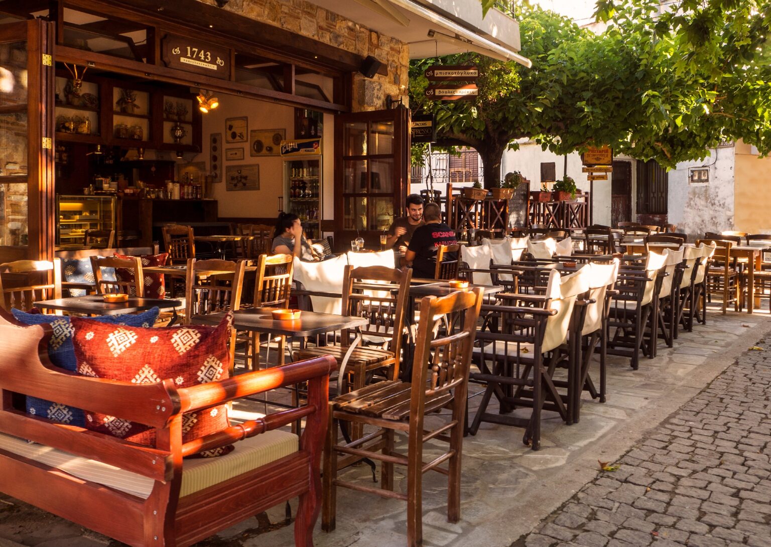 Γραφικοί οικισμοί, καταπράσινα βουνά, καταπληκτικό φαγητό: Εκδρομή στην ...