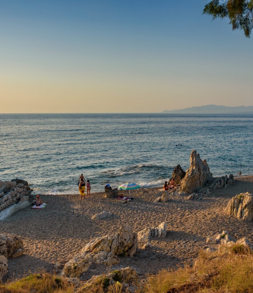 4 εκδρομές στην Πελοπόννησο για βουτιές | travel.gr