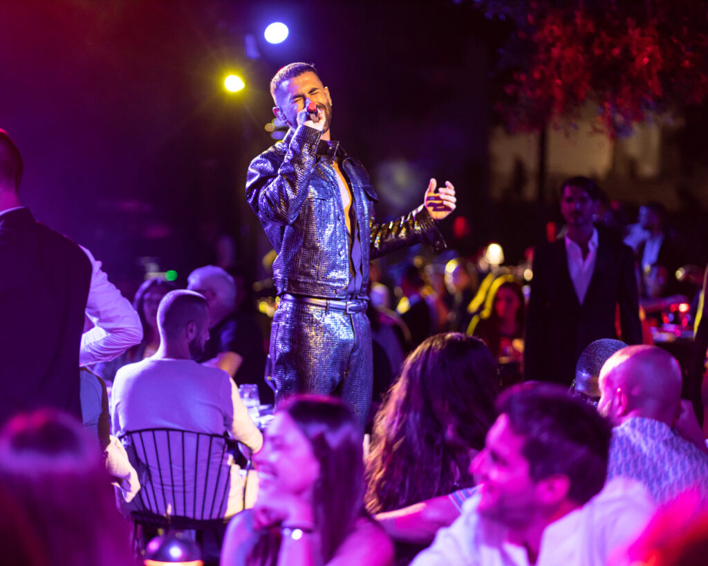 Lío, το πιο glamorous cabaret club του κόσμου είναι στη Μύκονο | travel.gr