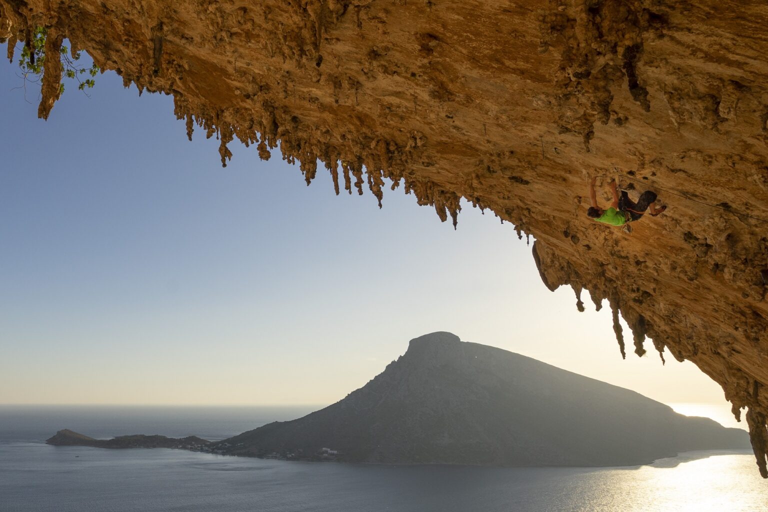 Grande Grotta: Impressive cave in Kalymnos | travel.gr