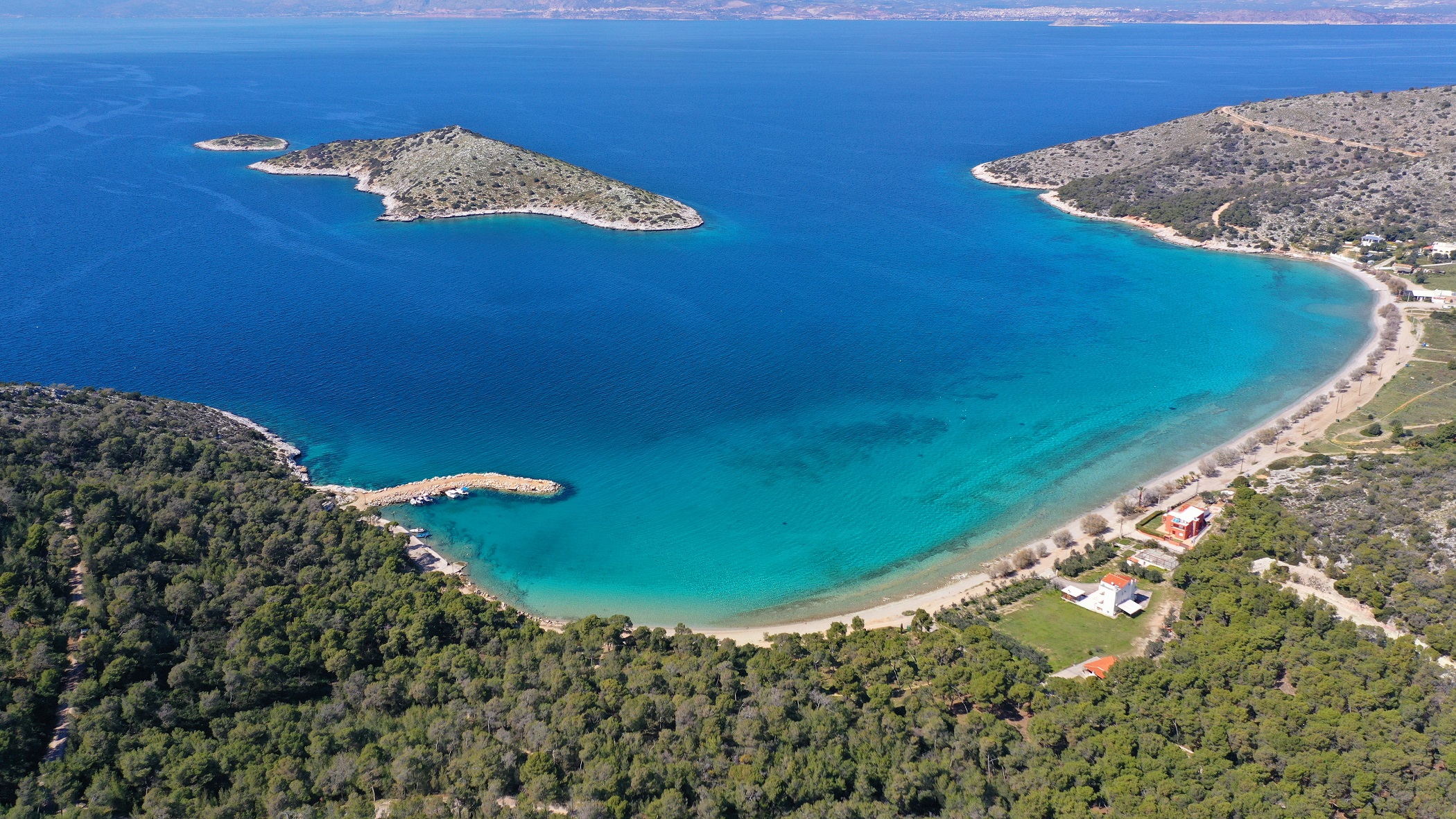 Κανάκια προορισμός Σαρωνικού πευκοδάσος παλάτι Αίαντα | travel.gr