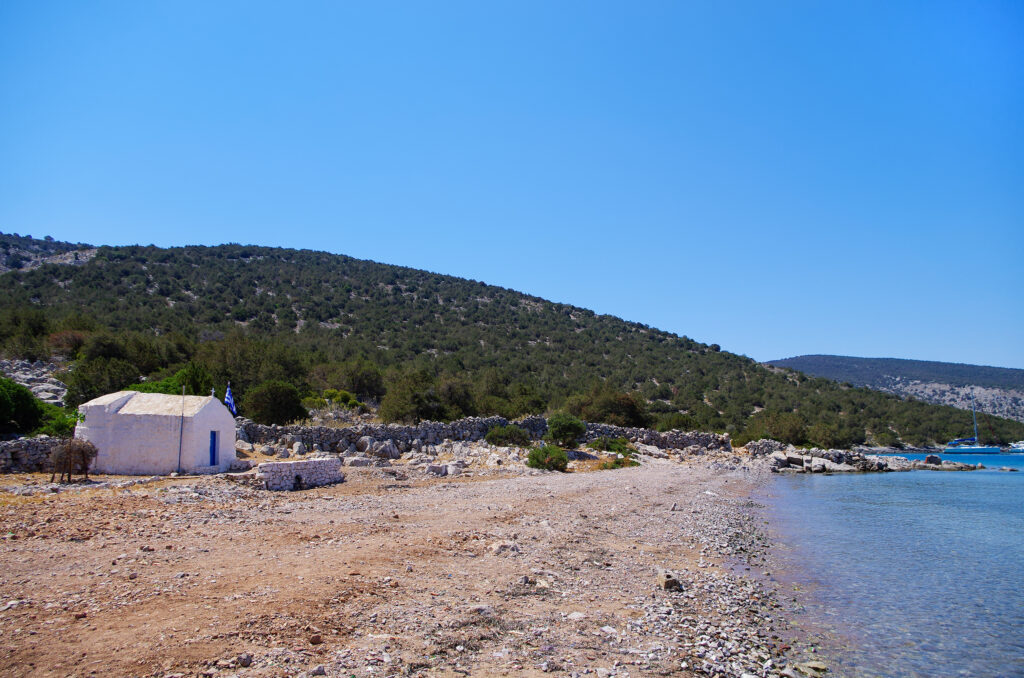 Δοκός: Το άγνωστο ελληνικό νησάκι κοντά στην Ύδρα | travel.gr