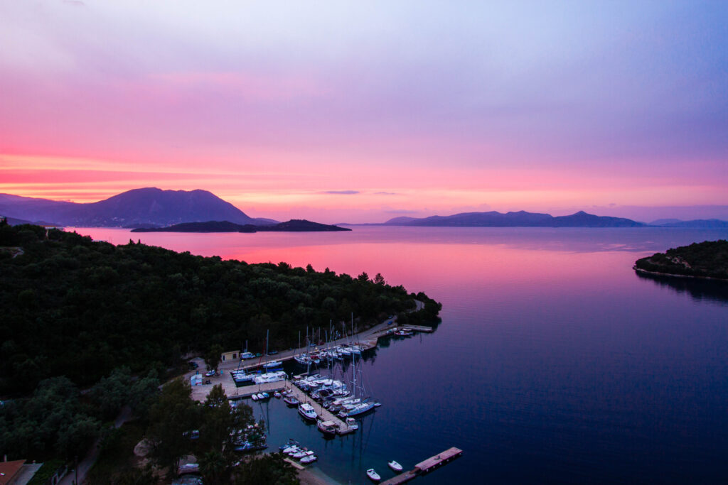 3 ελληνικά νησιά σε top 10 της Telegraph | travel.gr