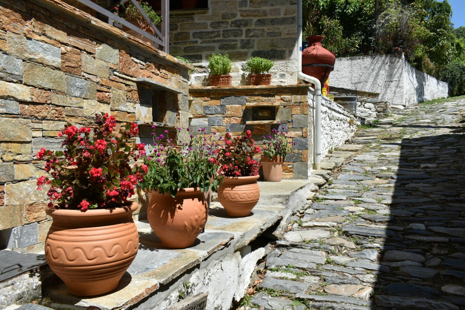 Βυζίτσα και Πινακάτες: 2 χωριά στο Πήλιο | travel.gr