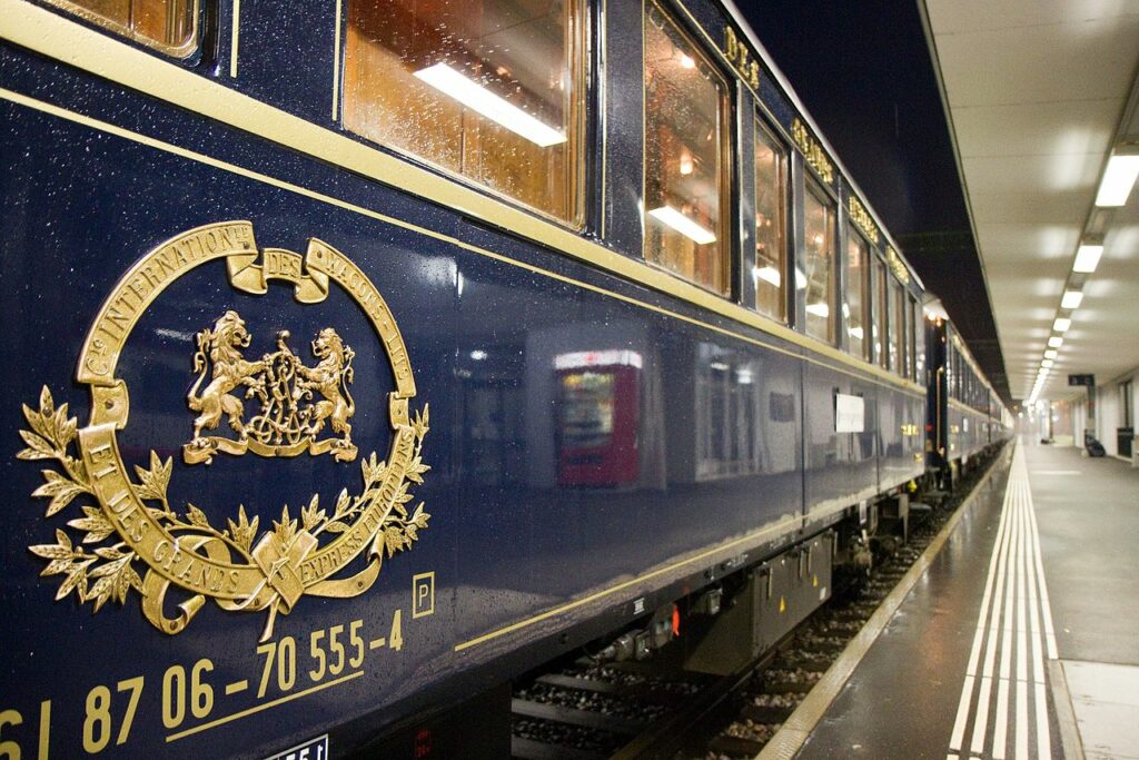 Ένα αυθεντικό τρένο του Orient Express θα ξαναμπεί στις ράγες | travel.gr