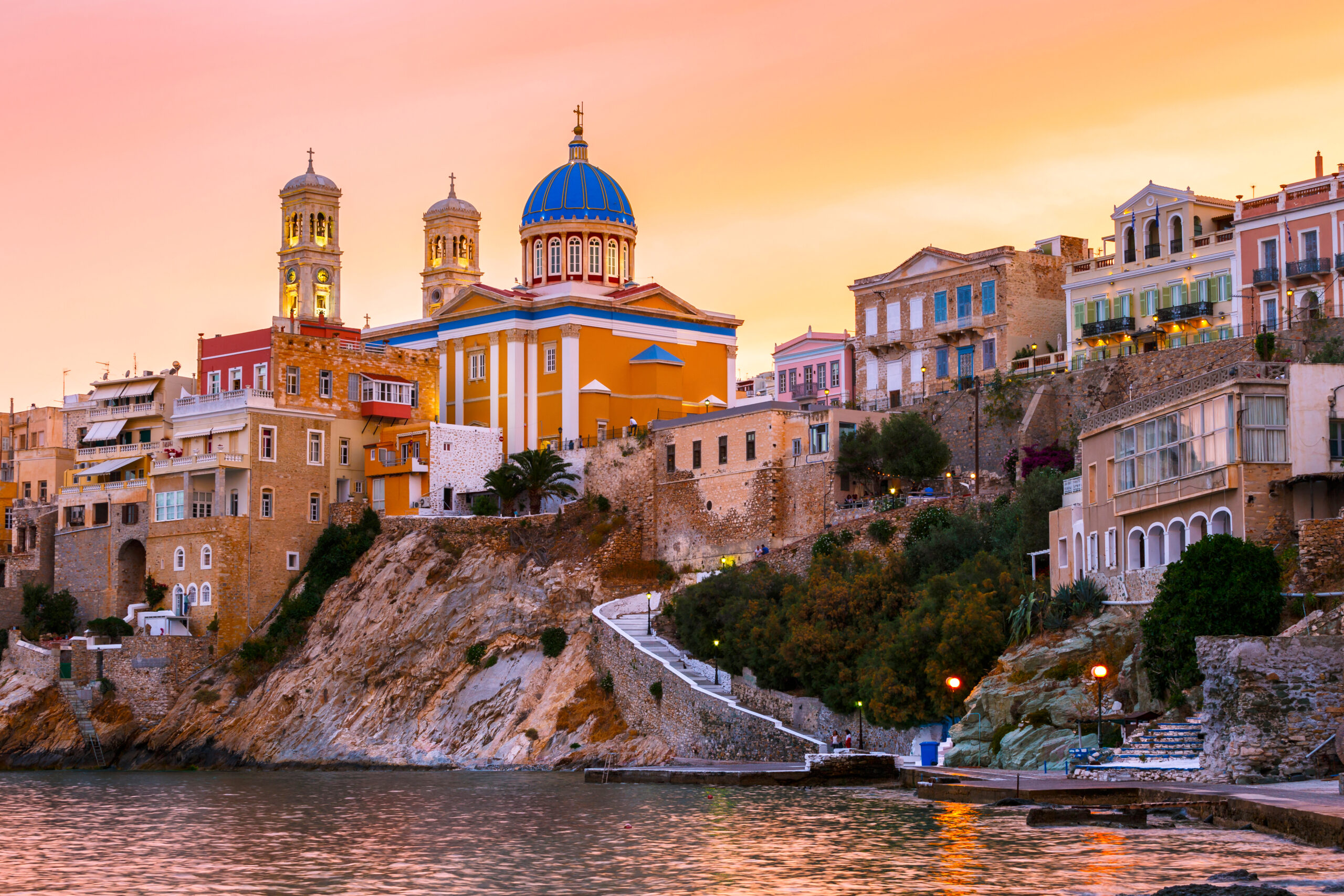 Σύρος, ένα νησί για τον Σεπτέμβρη| travel.gr