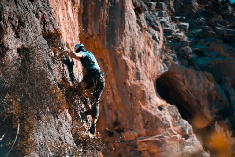 The Secret Trails of Meteora: A Hikers' Guide | Travel.gr/en