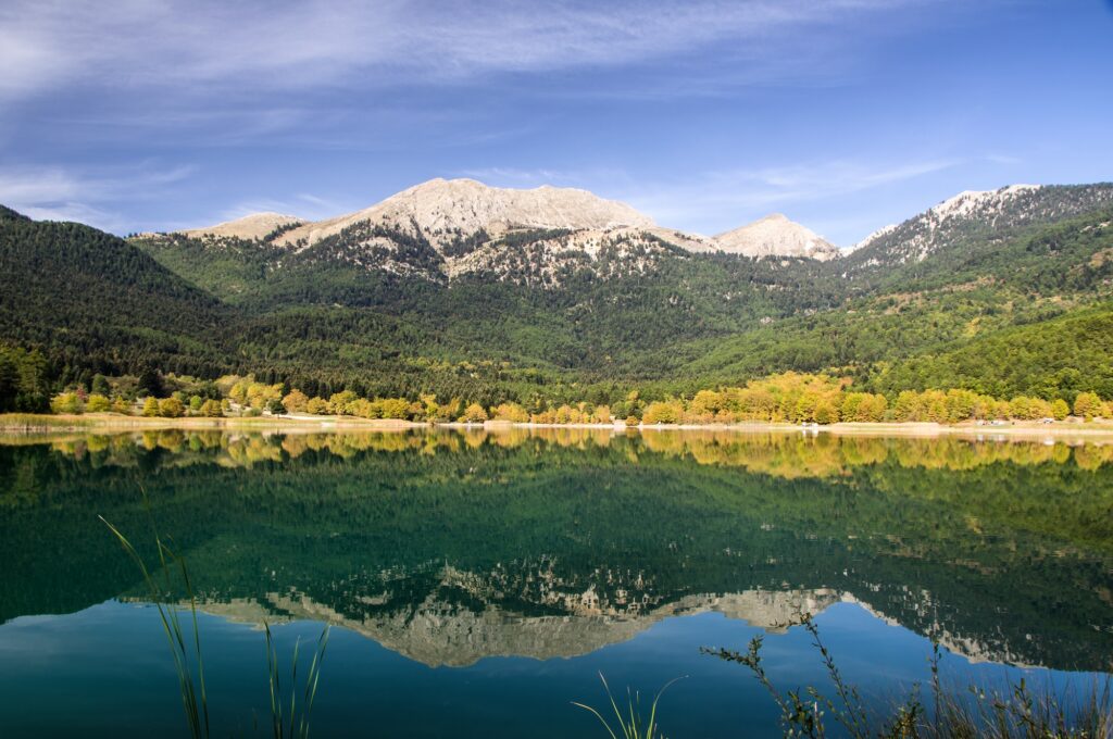 Λίμνη Στυμφαλία νοτιότερος ορεινός υγροβιότοπος Βαλκάνια | travel.gr