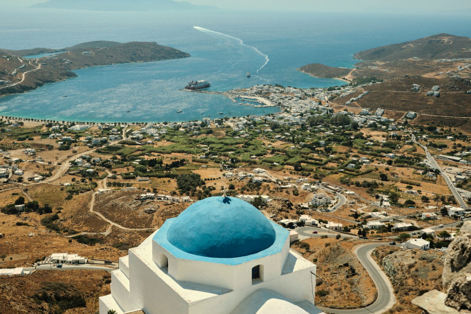 Σέριφος: Ένα νησί για όλο τον χρόνο| travel.gr