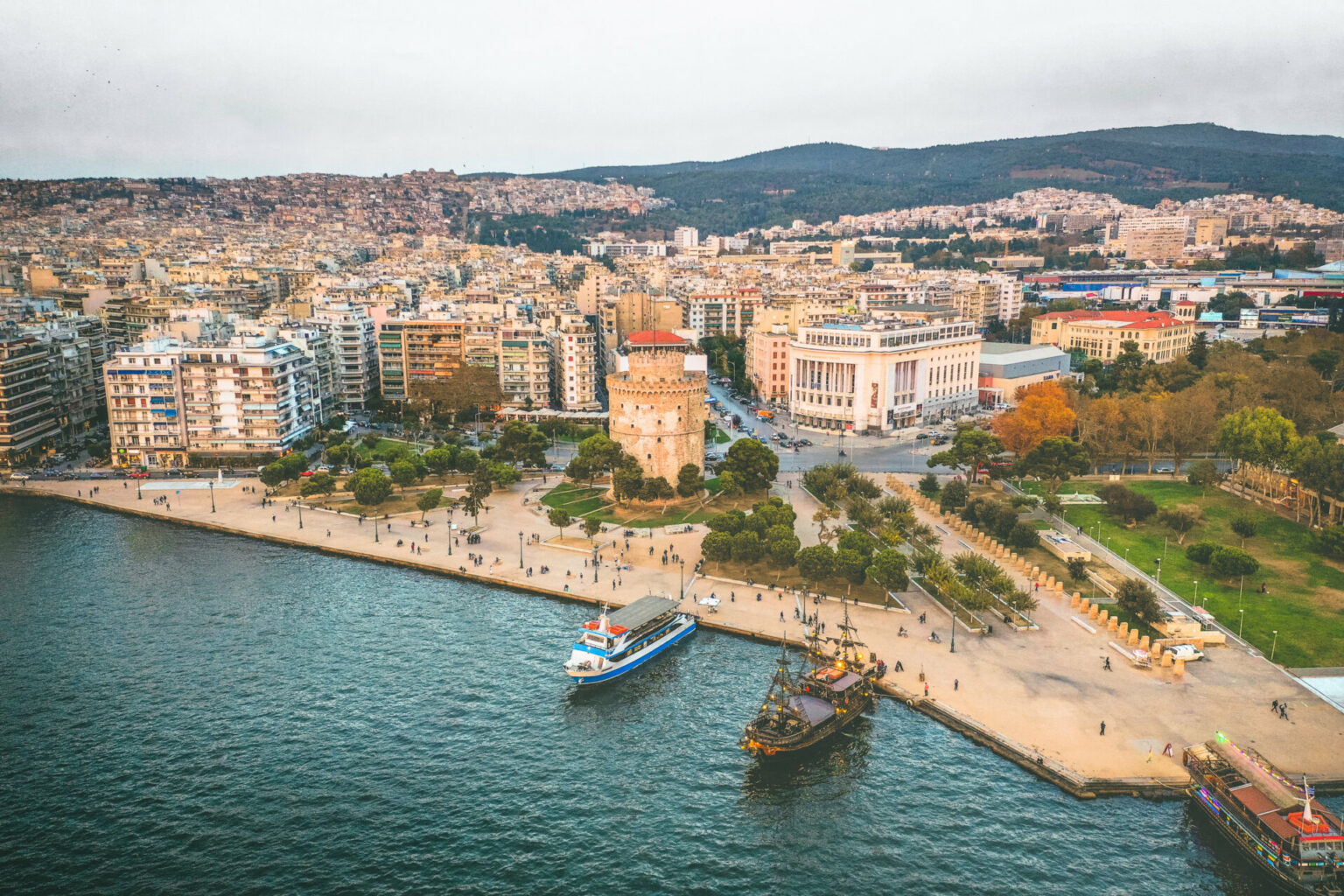 Διαχρονικές εμπειρίες που αξίζει να ζήσετε στη Θεσσαλονίκη | travel.gr