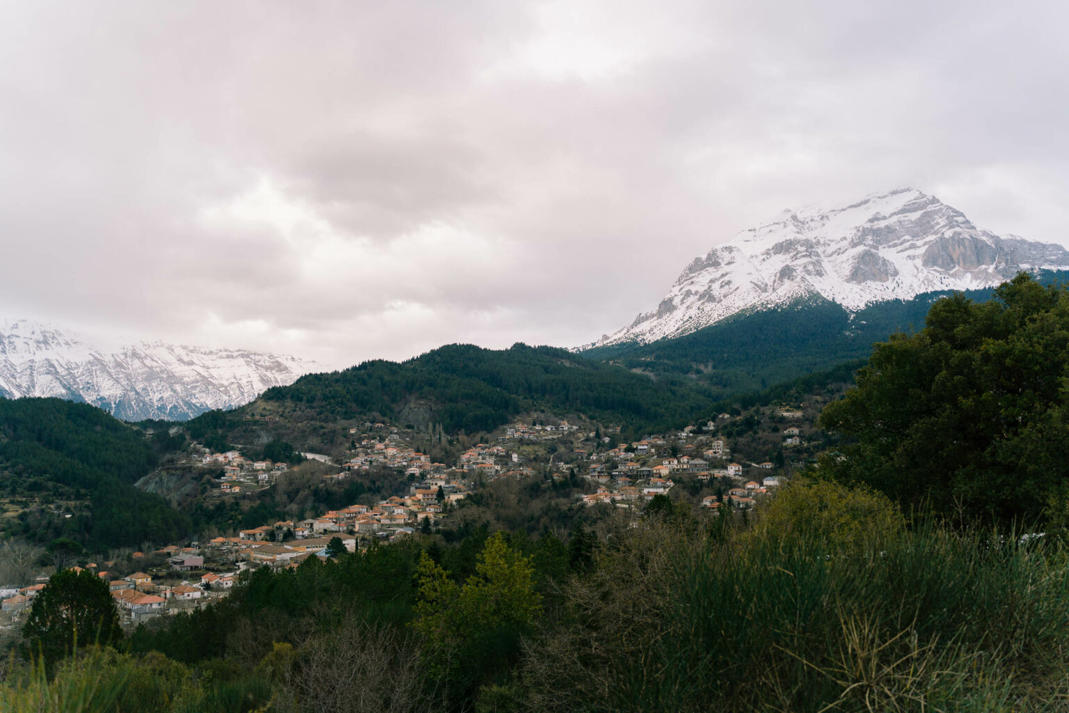 Road trip στα Τζουμέρκα: Απαιτητική οδήγηση- συναρπαστικά τοπία | travel.gr