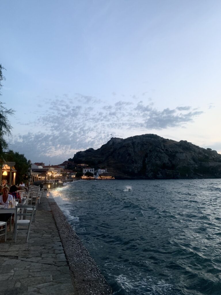 Ιστορικό και ταξιδιωτικό οδοιπορικό στη Λήμνο| travel.gr