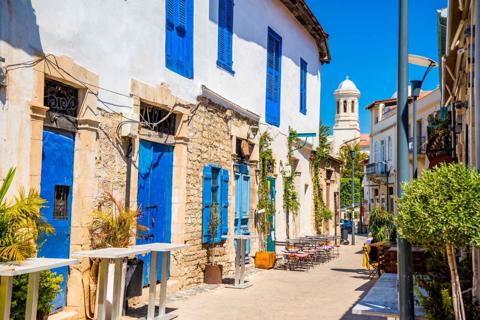 Λεμεσός νοτιότερη πόλη Ευρώπη ουρανοξύστες γαστρονομία | travel.gr