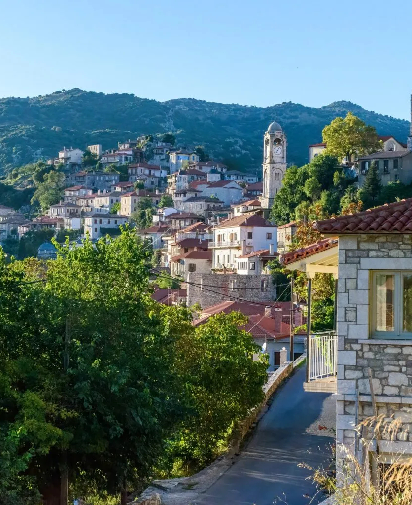 5 δροσεροί προορισμοί στην Ελλάδα, με έντονα τα χρώματα της Φύσης