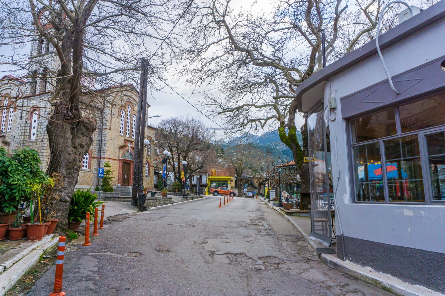 Πολύδροσος χωριό ορεινή Φωκίδα φύση τρεχούμενα νερά | travel.gr