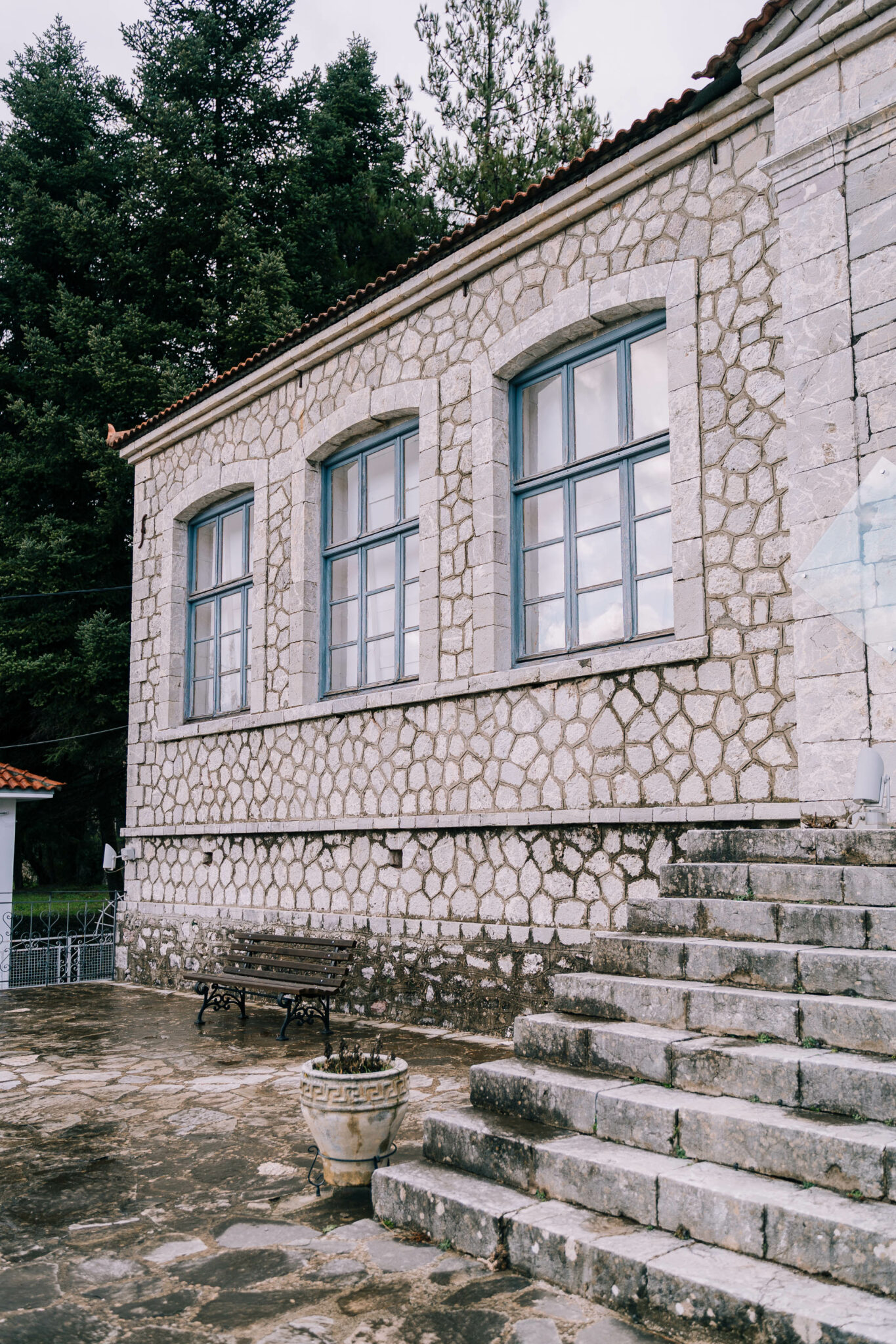 Ζάτουνα: Ο παραδοσιακός οικισμός της Αρκαδίας με τις πετρόχτιστες ...