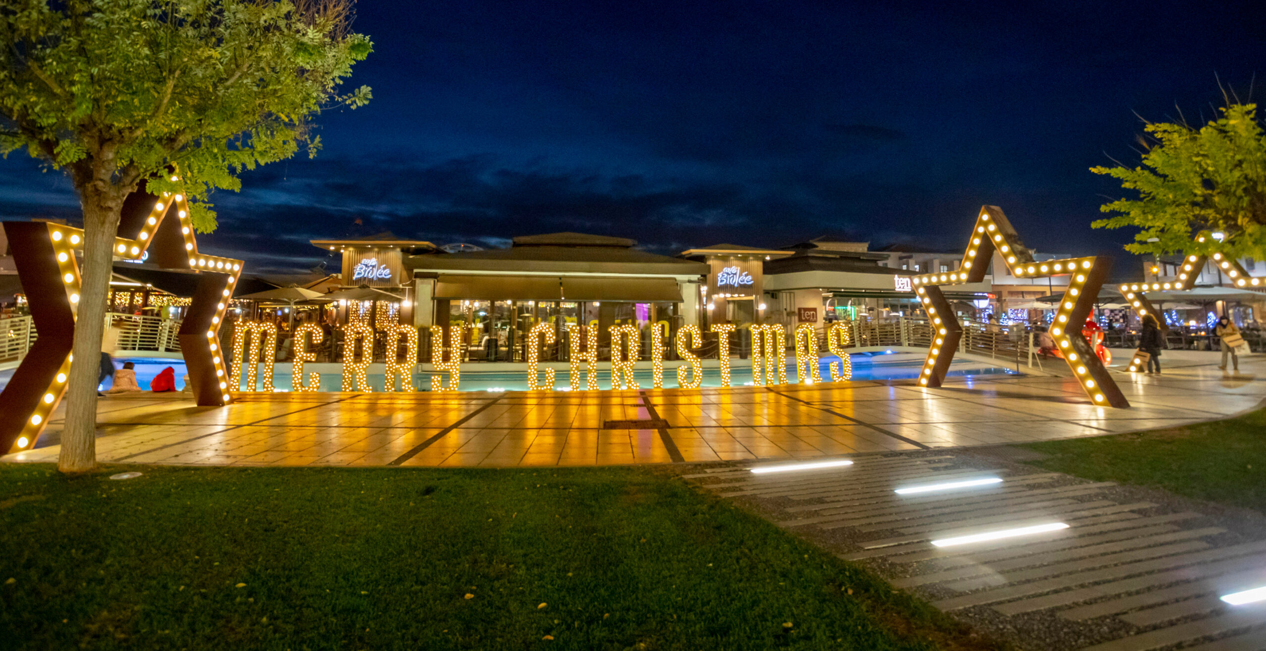 | travel.gr Mediterranean Cosmos εμπορικό κέντρο Θεσσαλονίκη