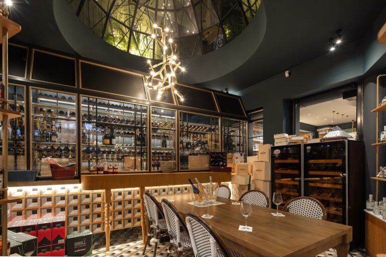 Athens After Dark: Inside 30 Great Cocktail Bars | Travel.gr/en