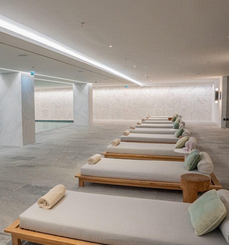 Athens' Hidden Oases: Where Ancient Bath Culture Meets Modern Spa Bliss ...