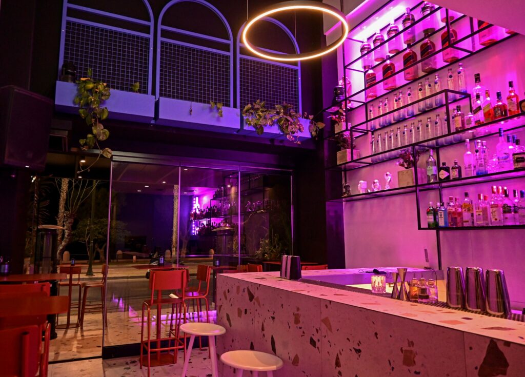 Consumate Kos Island: Bars and Cafes in Kos Town | travel.gr