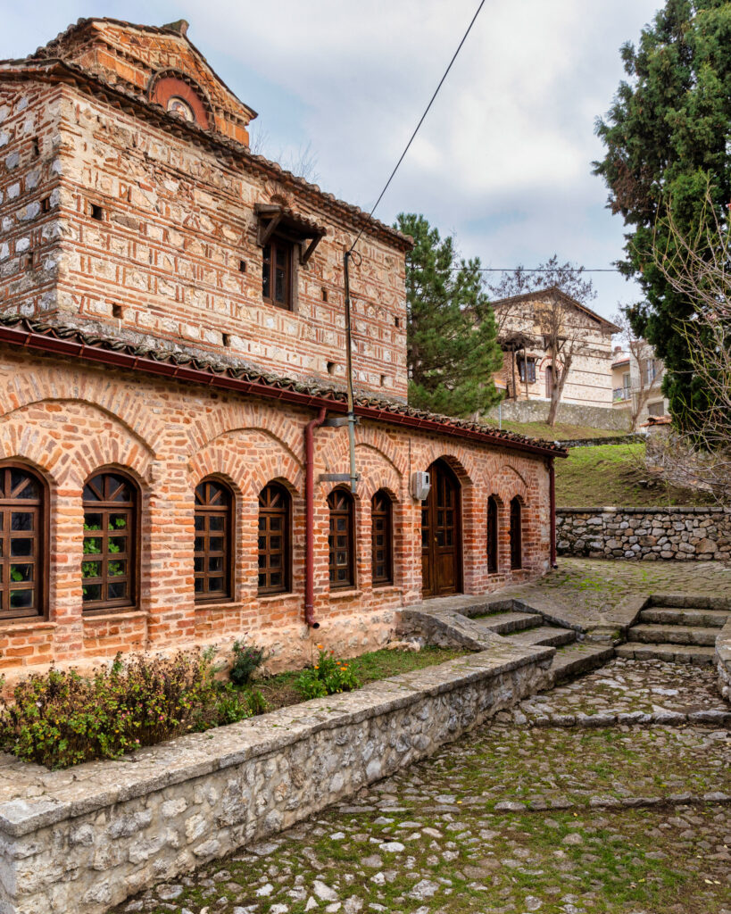 Οι ναοί της Καστοριάς| travel.gr