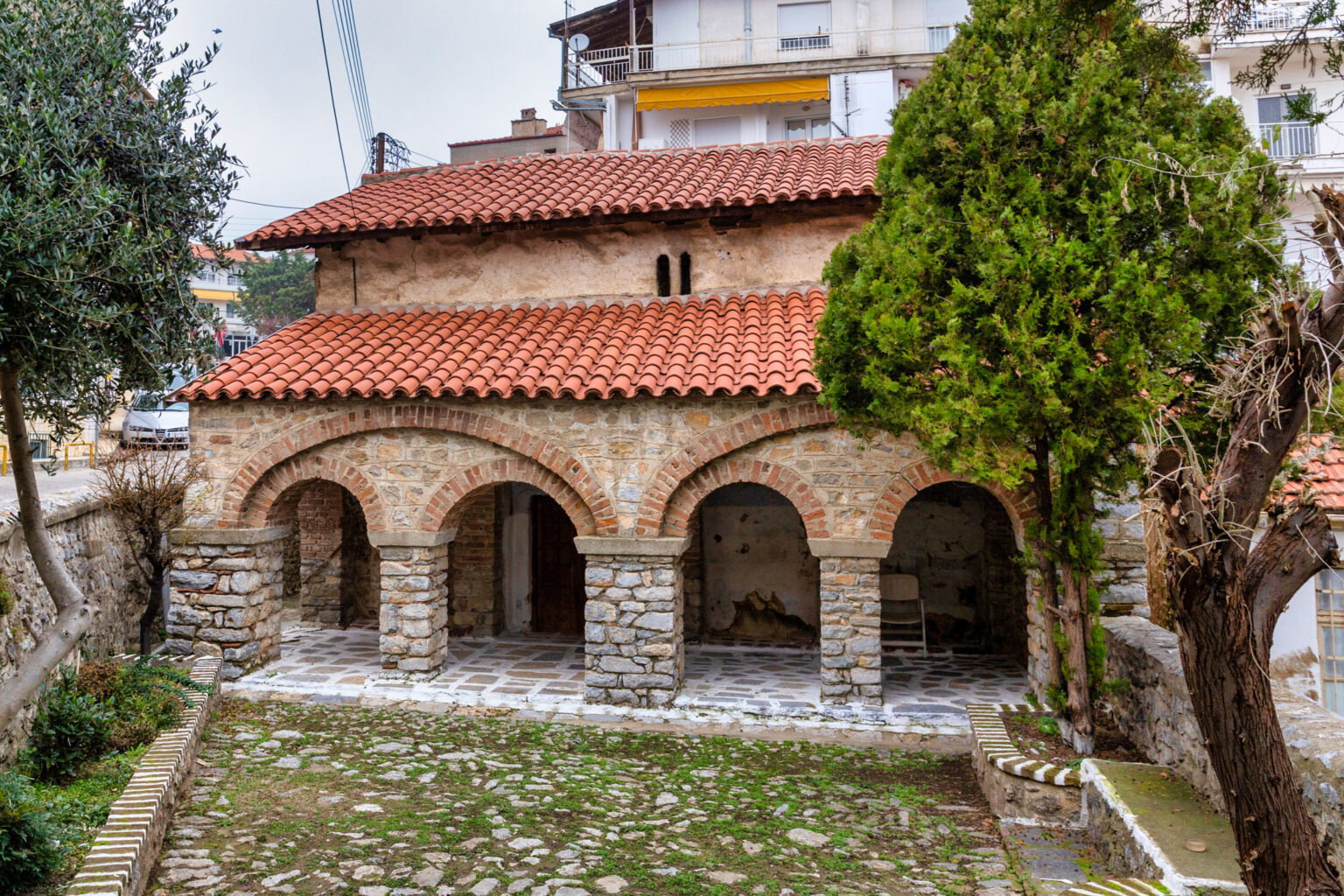 Οι ναοί της Καστοριάς| travel.gr