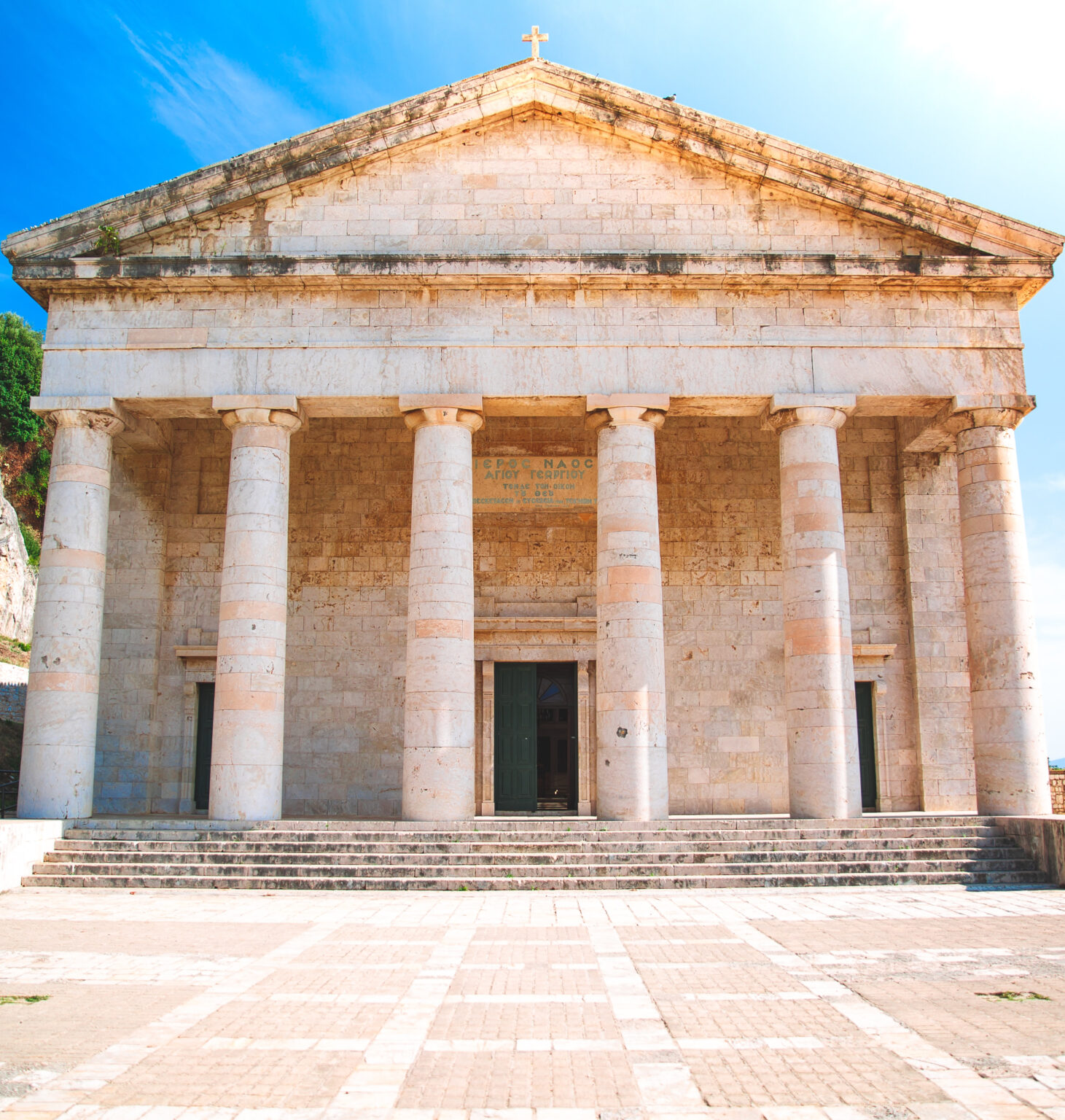 Corfu Town: Landmarks and Architectural Treasures | travel.gr