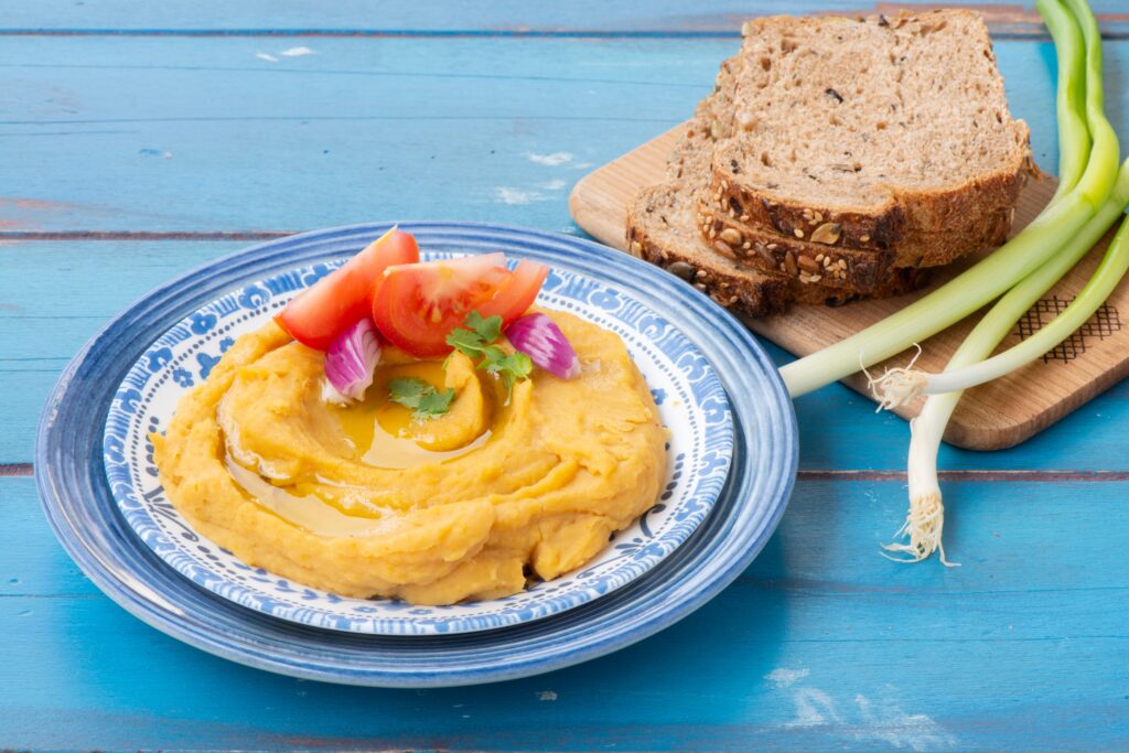 Indulging in the Flavors of the Santorini| travel.gr