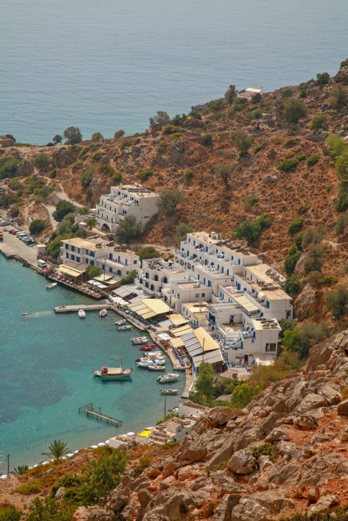 7 προορισμοί στην Ελλάδα χωρίς αυτοκίνητα